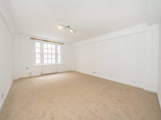 Apartment at Park West Place, City of Westminster