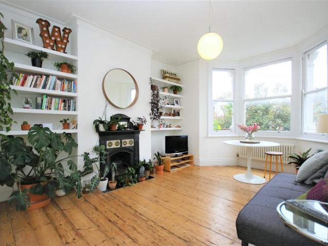 Apartment at Park Avenue, Greater London