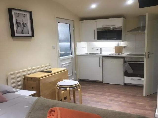 Apartment at Park Avenue, Greater London