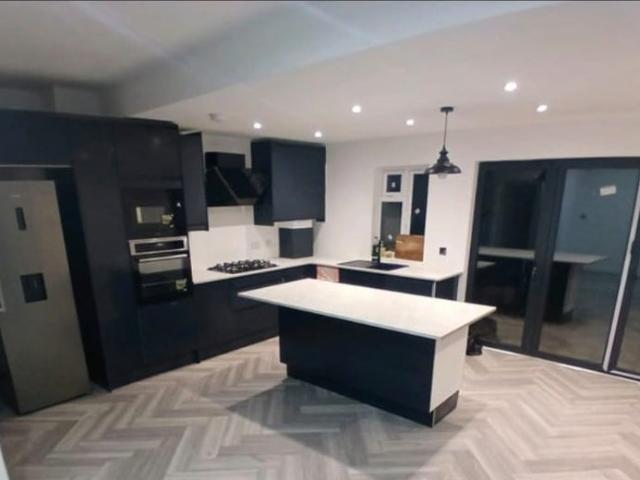 Apartment at Park Avenue, Greater London