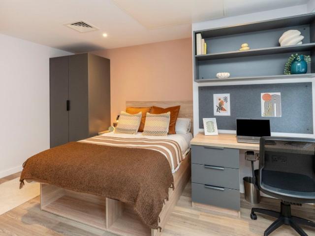 Apartment at Park Cross Street, Leeds