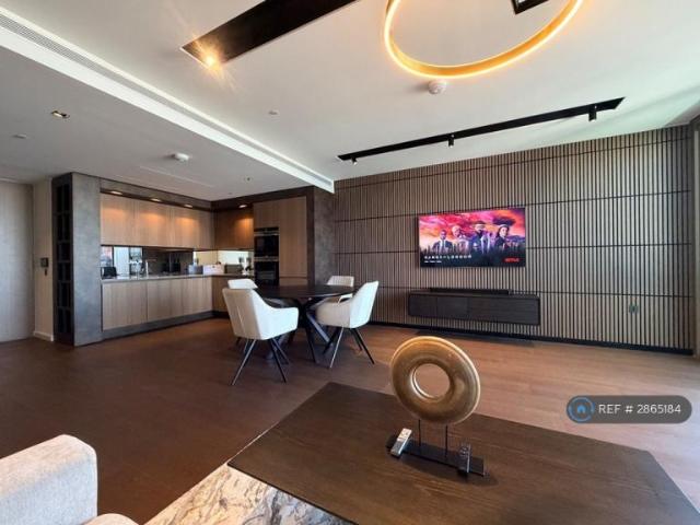 Apartment at Park Drive, Greater London