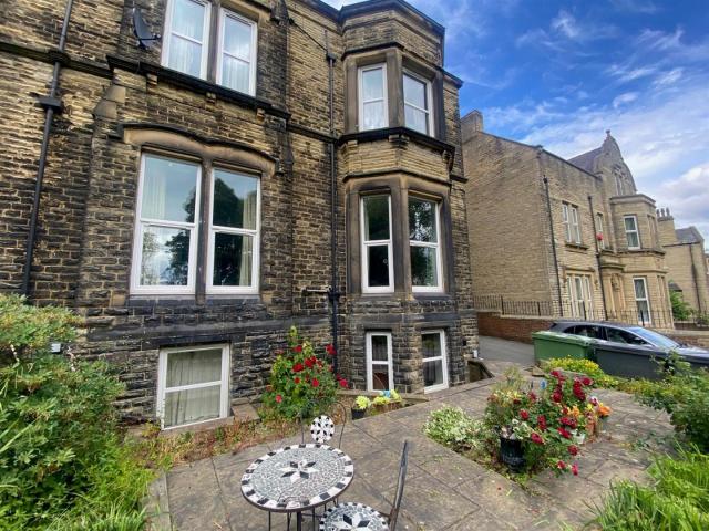 Apartment at Park Drive, Kirklees
