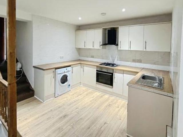Apartment at Park Farm Way, Peterborough