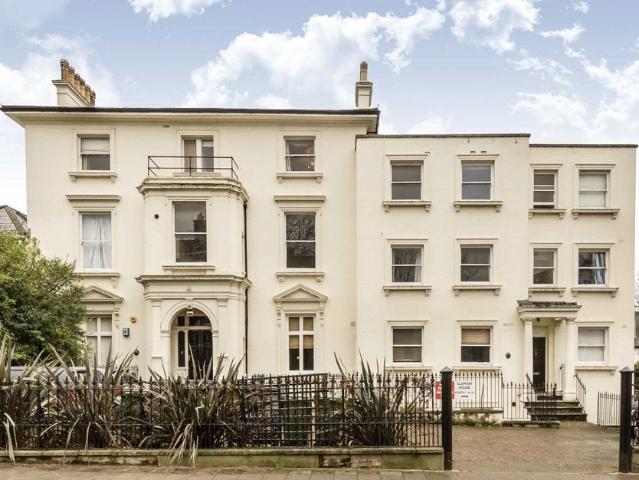 Apartment at Park Hill, Greater London