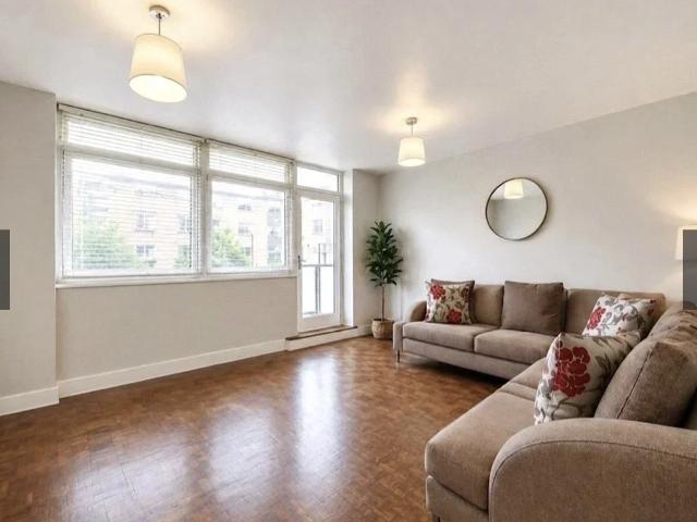 Apartment at Park Hill, Greater London
