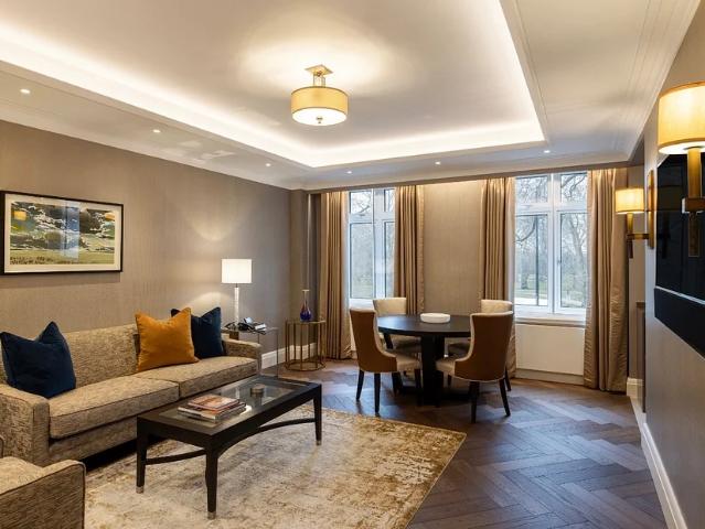 Apartment at Park Lane, City of Westminster