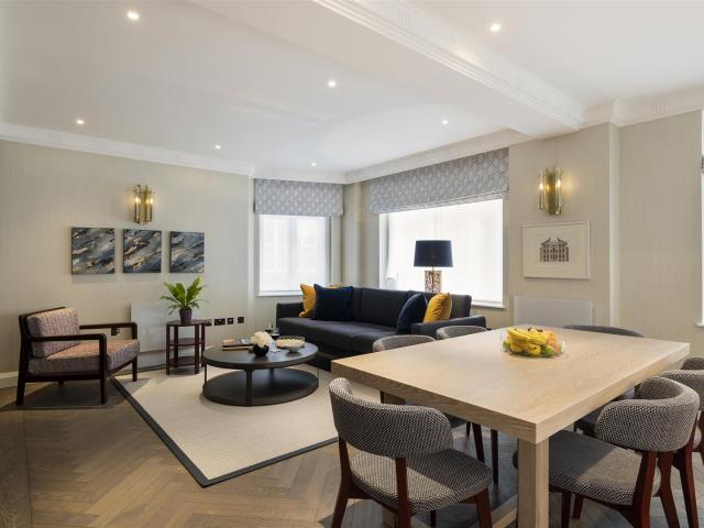 Apartment at Park Lane, City of Westminster