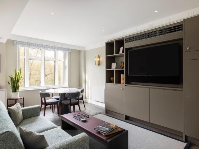 Apartment at Park Lane, City of Westminster