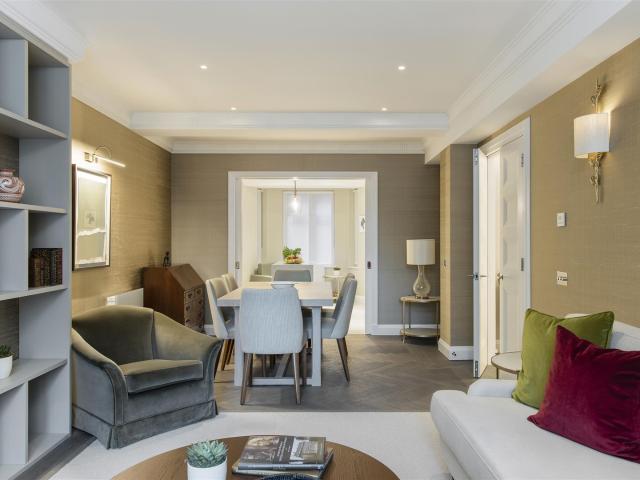 Apartment at Park Lane, City of Westminster