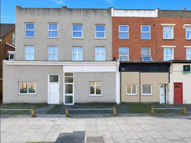 Apartment at Park Lane, Greater London