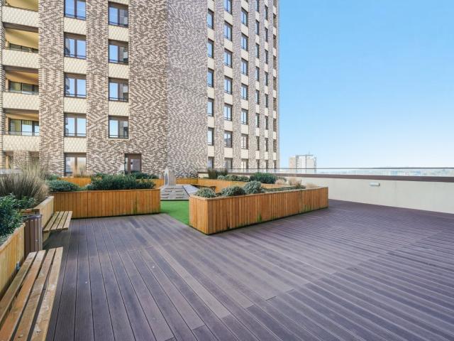 Apartment at Park Lane, Greater London