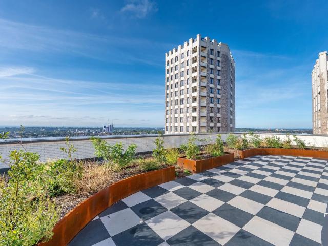 Apartment at Park Lane, Greater London