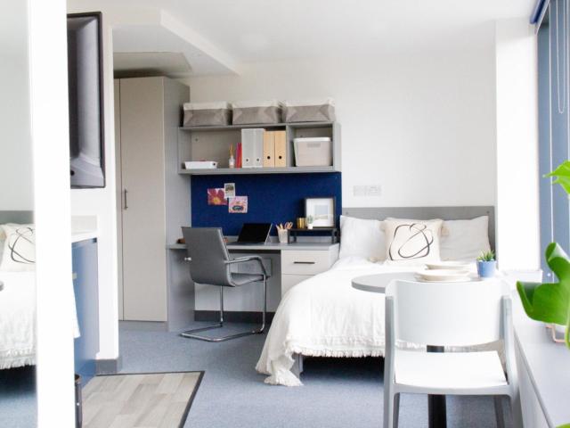 Apartment at Park Lane, Leeds