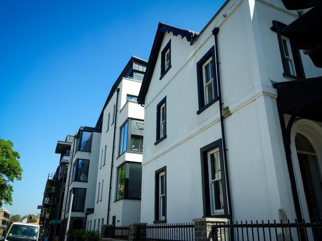 Apartment at Park Place, Cardiff