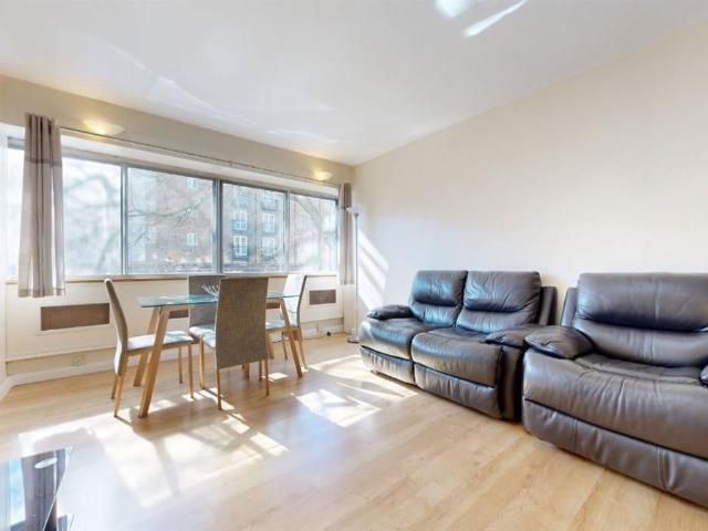 Apartment at Park Road, City of Westminster