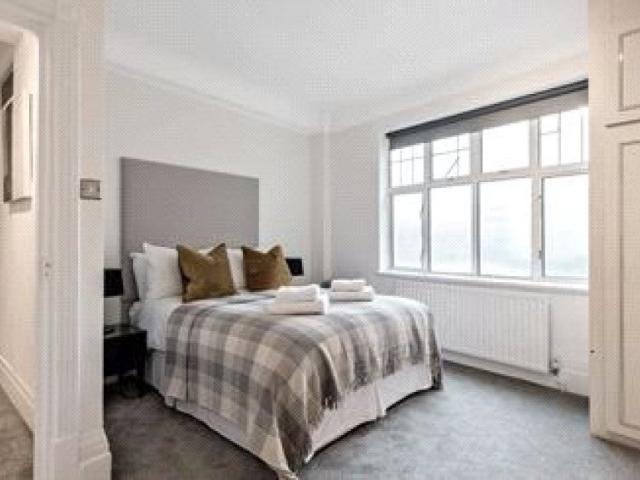 Apartment at Park Road, City of Westminster