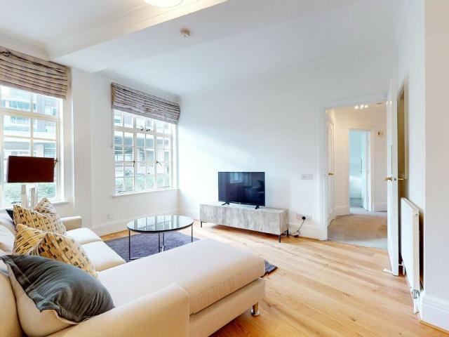 Apartment at Park Road, City of Westminster