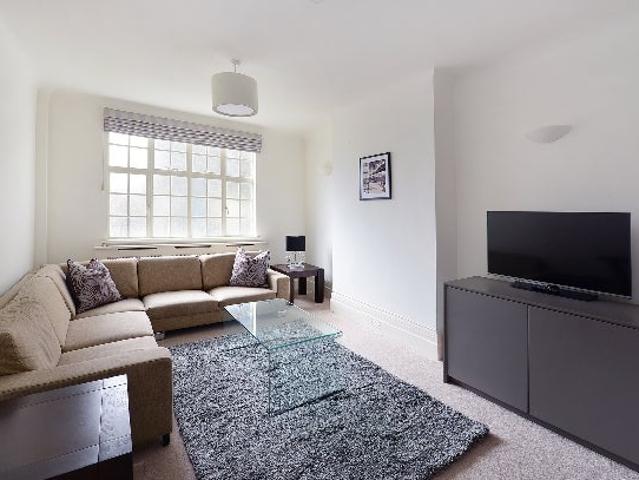 Apartment at Park Road, City of Westminster
