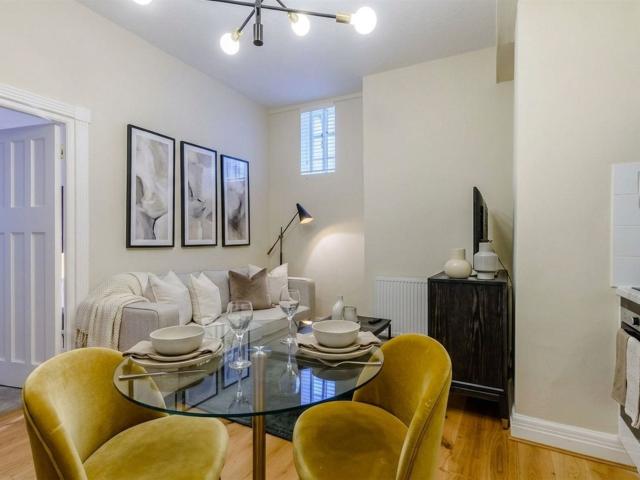 Apartment at Park Road, City of Westminster