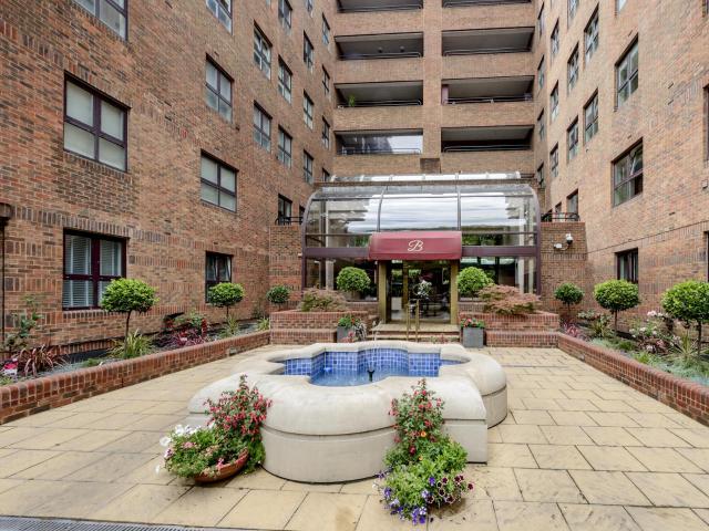 Apartment at Park Road, City of Westminster