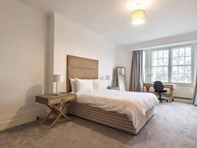 Apartment at Park Road, City of Westminster