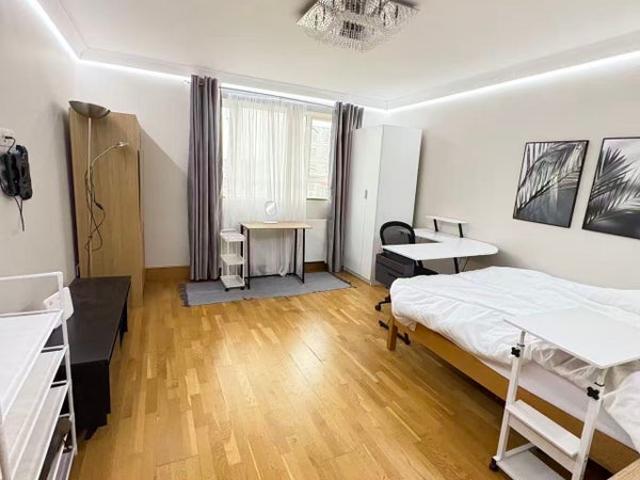 Apartment at Park Road, City of Westminster