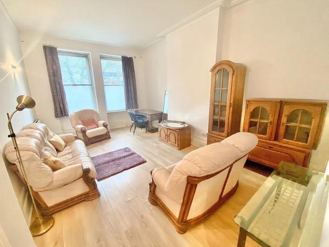 Apartment at Park Road, City of Westminster