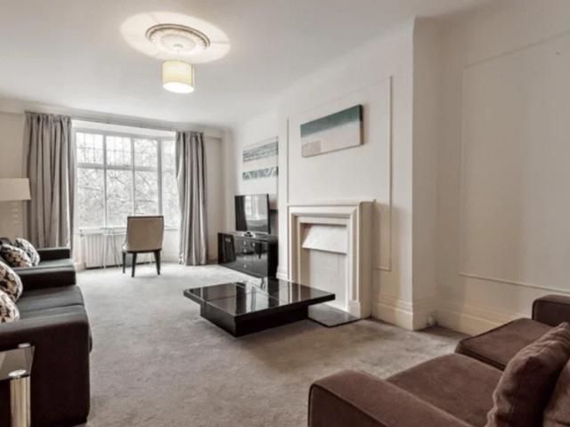 Apartment at Park Road, City of Westminster