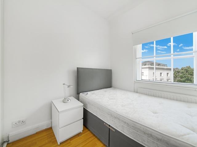 Apartment at Park Road, City of Westminster