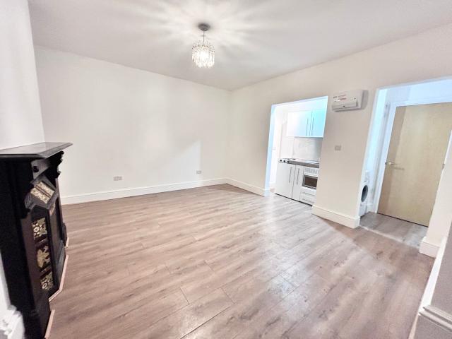 Apartment at Park Road, Peterborough