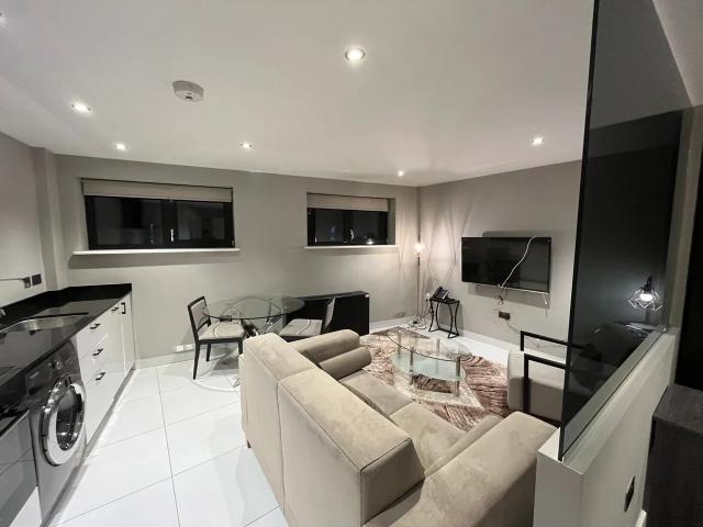 Apartment at Park Square East, Leeds
