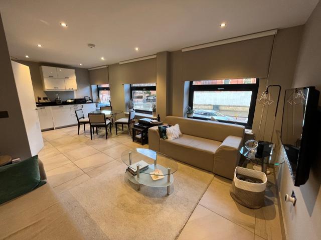Apartment at Park Square East, Leeds