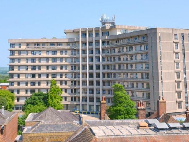 Apartment at Park Street, Ashford