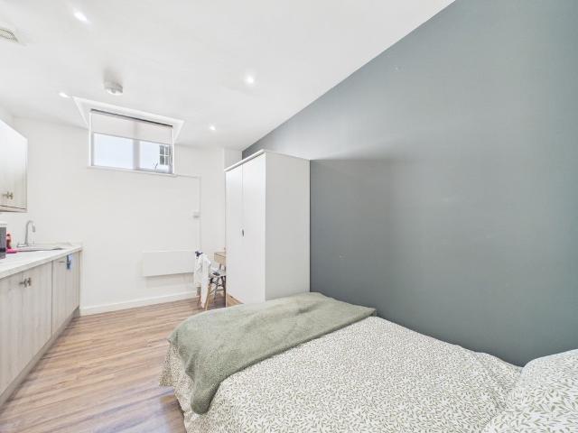 Apartment at Park Street, Bristol