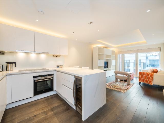 Apartment at Park Street, Greater London