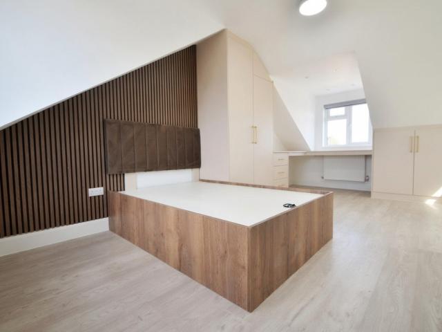 Apartment at Parkfield Crescent, Greater London