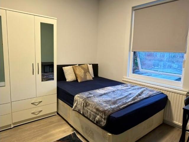 Apartment at Parkfield Road, Greater London