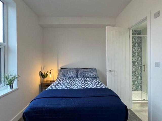 Apartment at Parkfield Road, Leeds