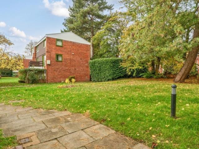 Apartment at Parkside Road, Reading
