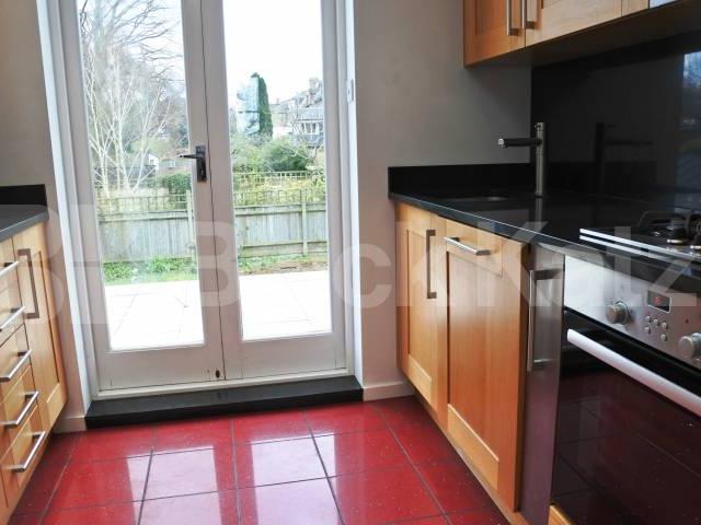 Apartment at Parkway, Greater London