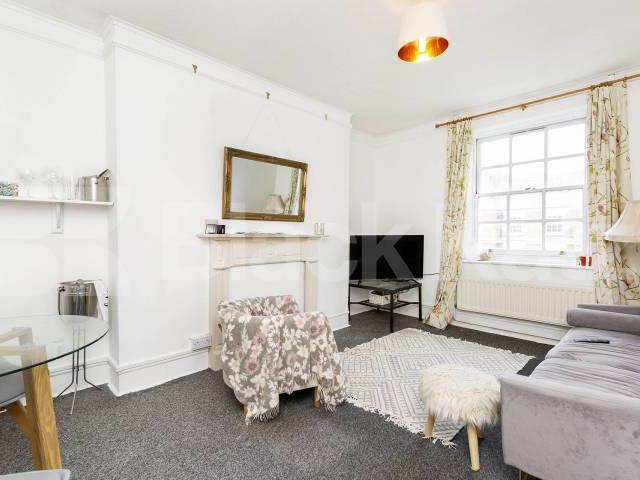 Apartment at Parkway, Greater London