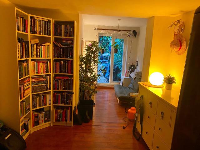 Apartment at Parkway, Greater London