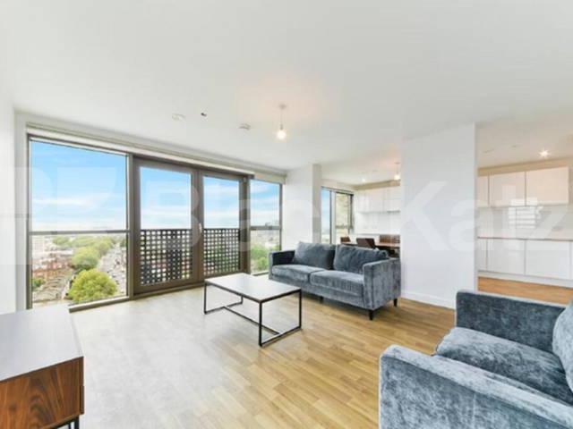 Apartment at Parkway, Greater London