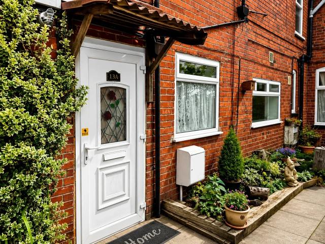 Apartment at Parkway Road, Dudley
