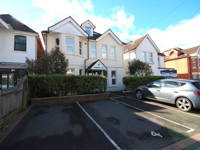 Apartment at Parkwood Road, Bournemouth