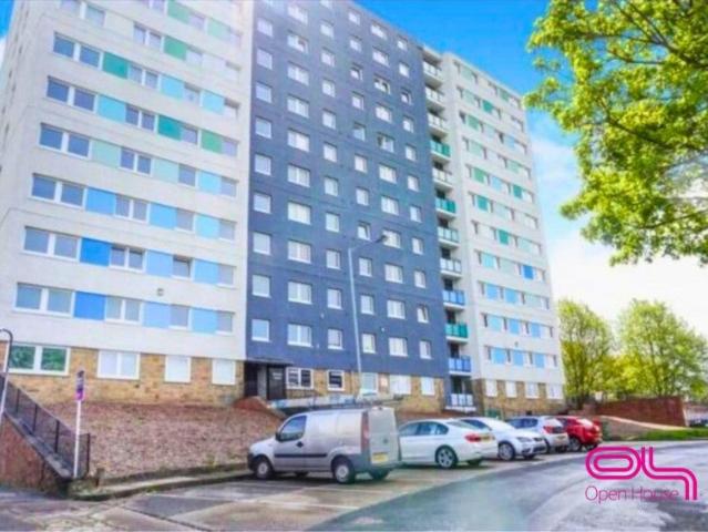 Apartment at Parkwood Rise, Bradford