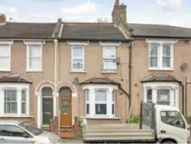 Apartment at Parish Lane, Greater London