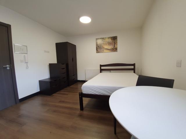 Apartment at Parish Lane, Greater London