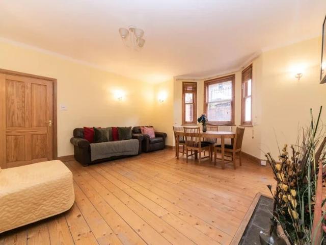 Apartment at Parliament Hill, Greater London